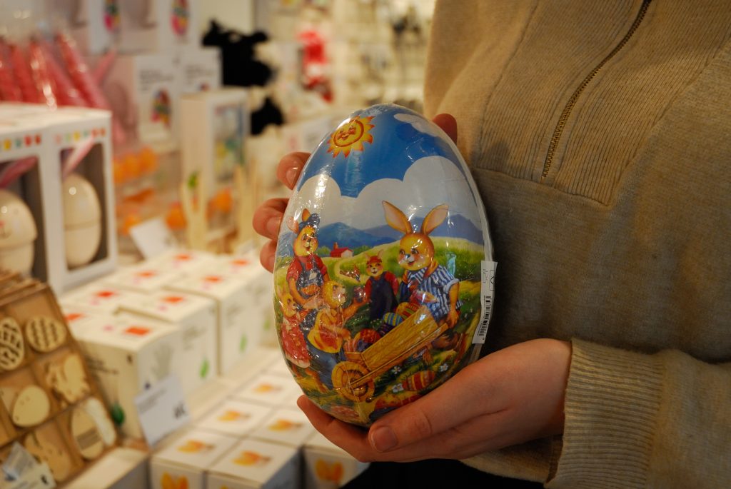 How to Celebrate Easter: The Danish Folk Way – IBCoMagazine